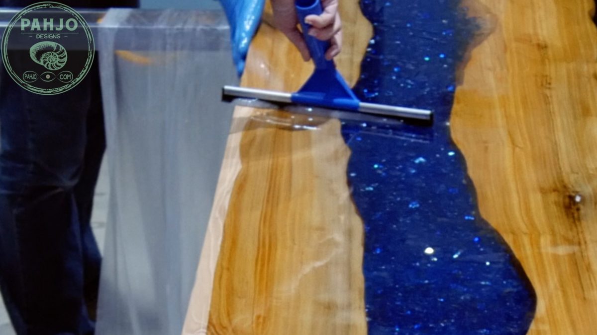 11 Useful Epoxy Resin Application Tools