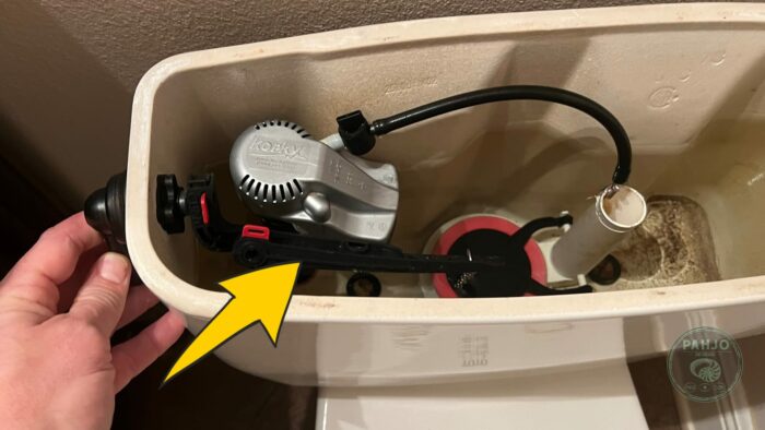 How To Fix a Toilet that Won't Flush or Stop Running